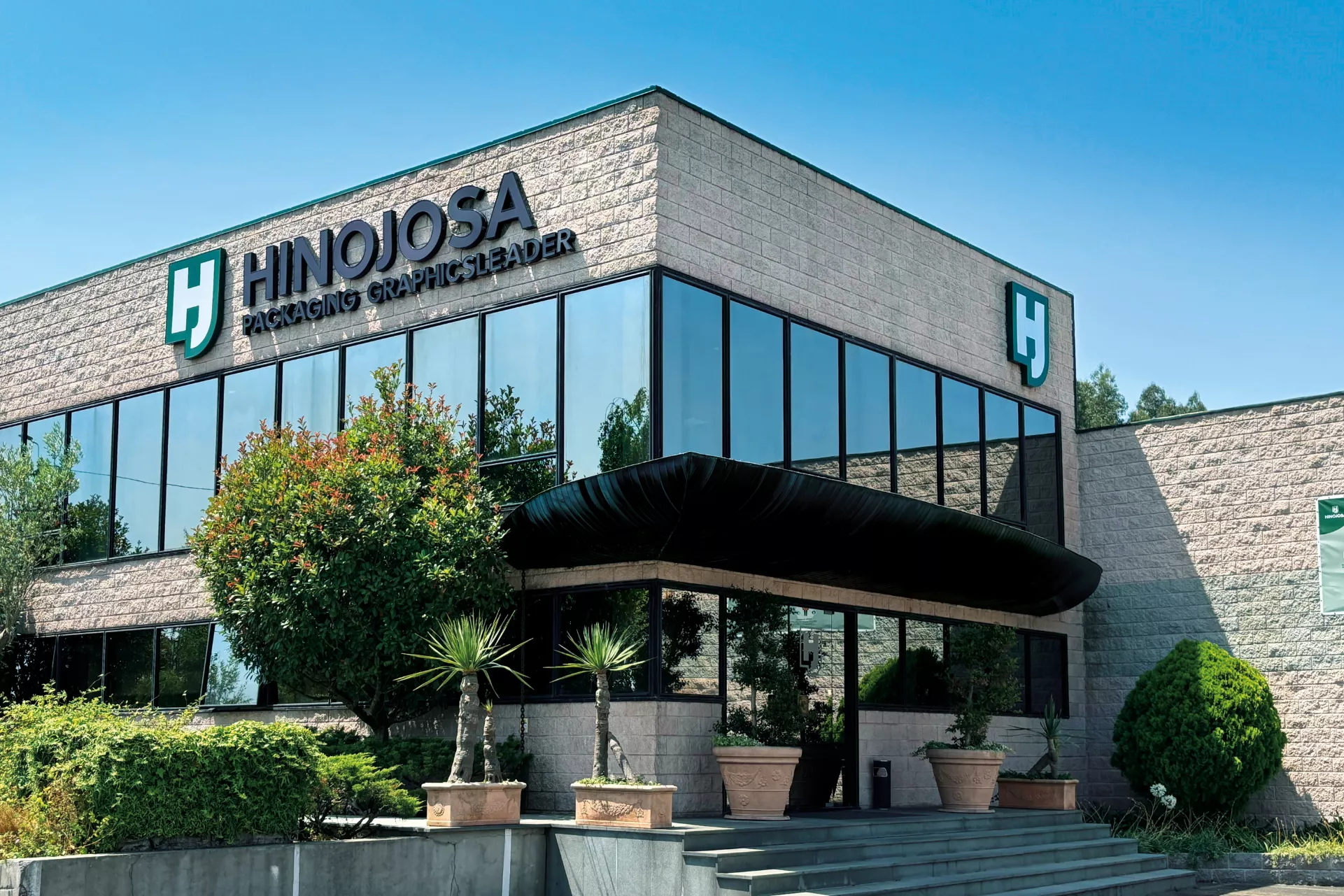 Hinojosa Packaging Graphicsleader - Hinojosa Packaging Group EN